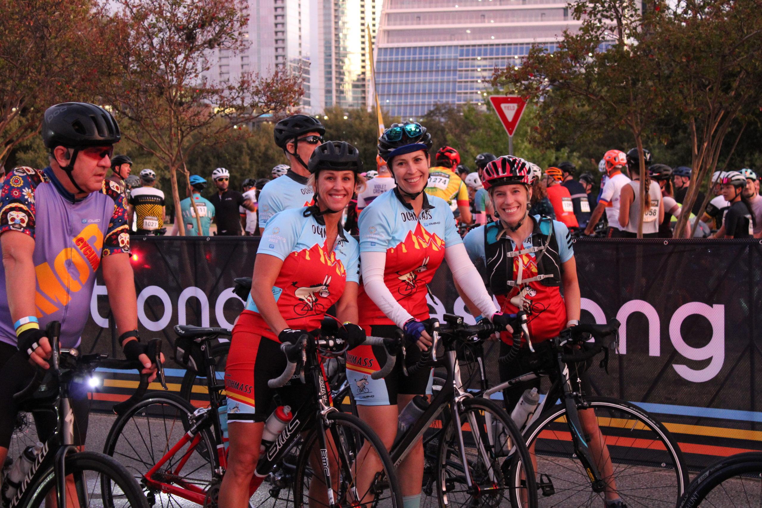 Livestrong Ride – Firehouse Animal Health Belterra
